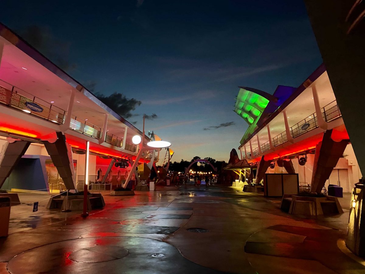 PHOTOS: Enjoy Magic Kingdom’s Evening Glow | TouringPlans.com Blog