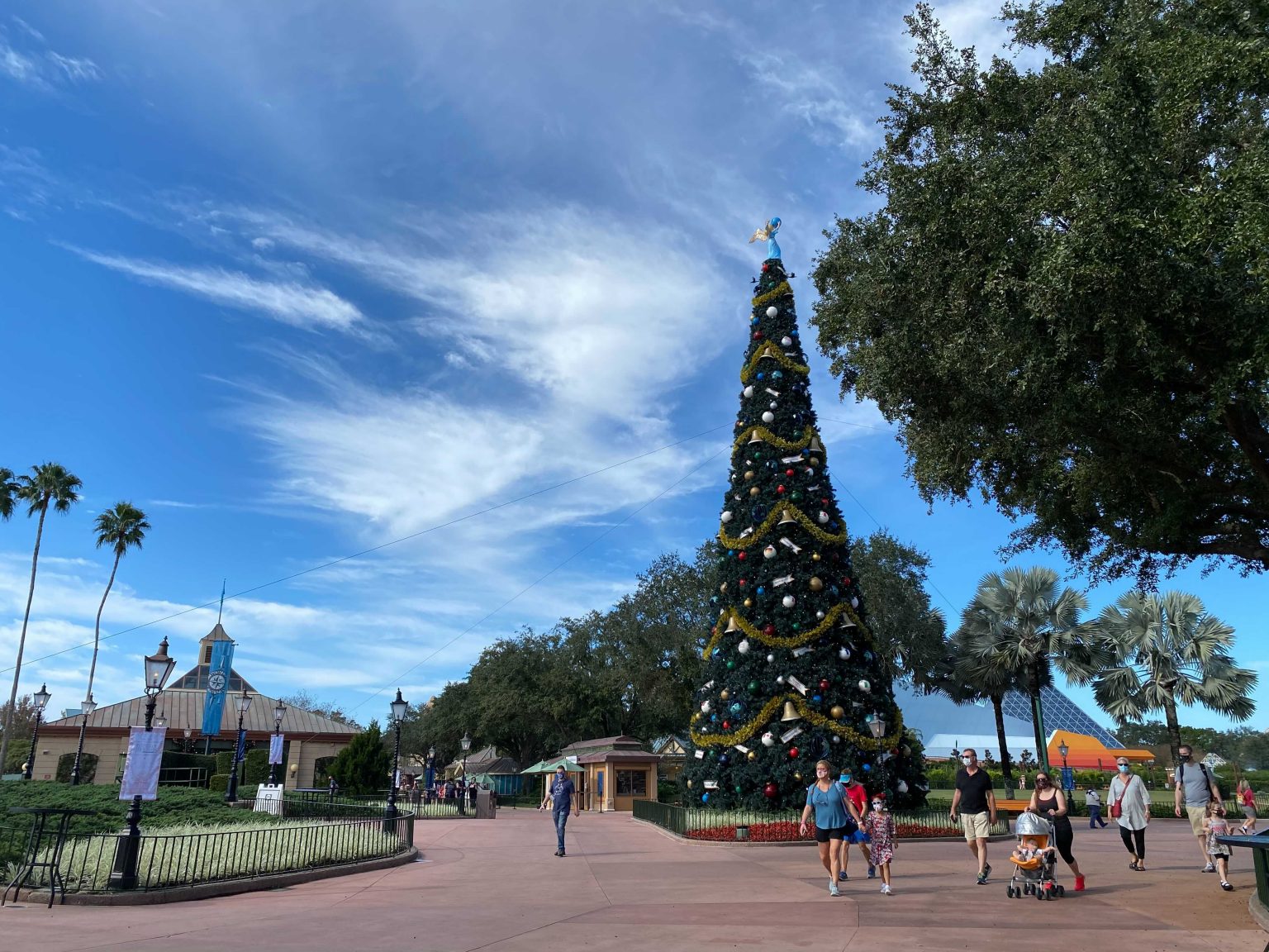 PHOTOS – Festival of the Holidays Arrives at EPCOT | TouringPlans.com Blog