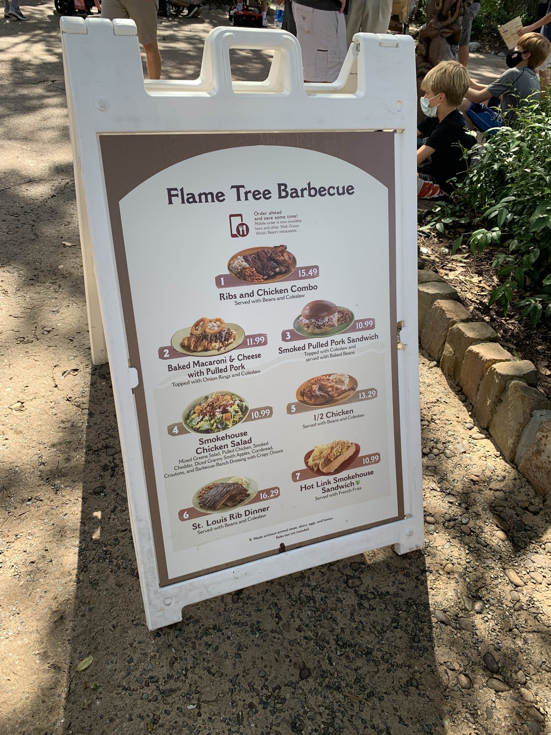 REVIEW: Flame Tree BBQ at Disney’s Animal Kingdom - Disney by Mark