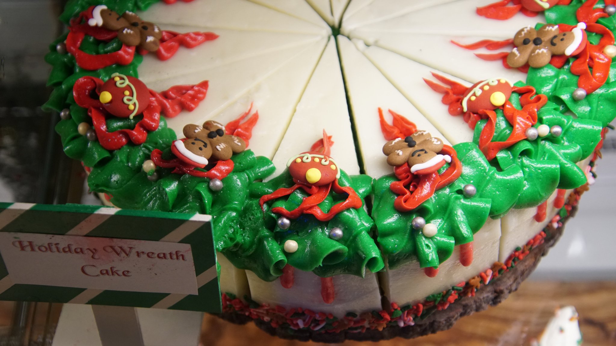 The SATURDAY SIX Checks Out CHRISTMAS at the Universal Orlando Resort ...