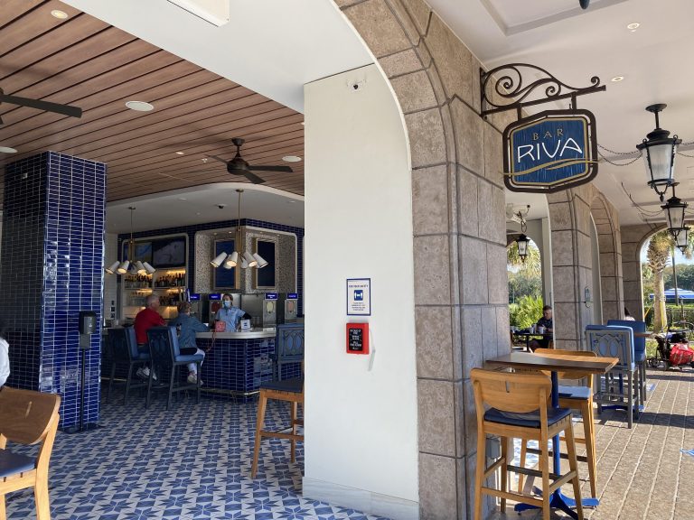 25 Drinks of Christmas – Day 9: ALMANDE GROG at Bar Riva (Disney’s ...