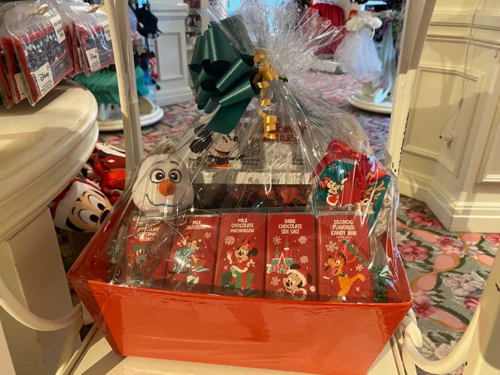 Surprise a Special Someone with a Custom Disney Holiday Gift Basket ...