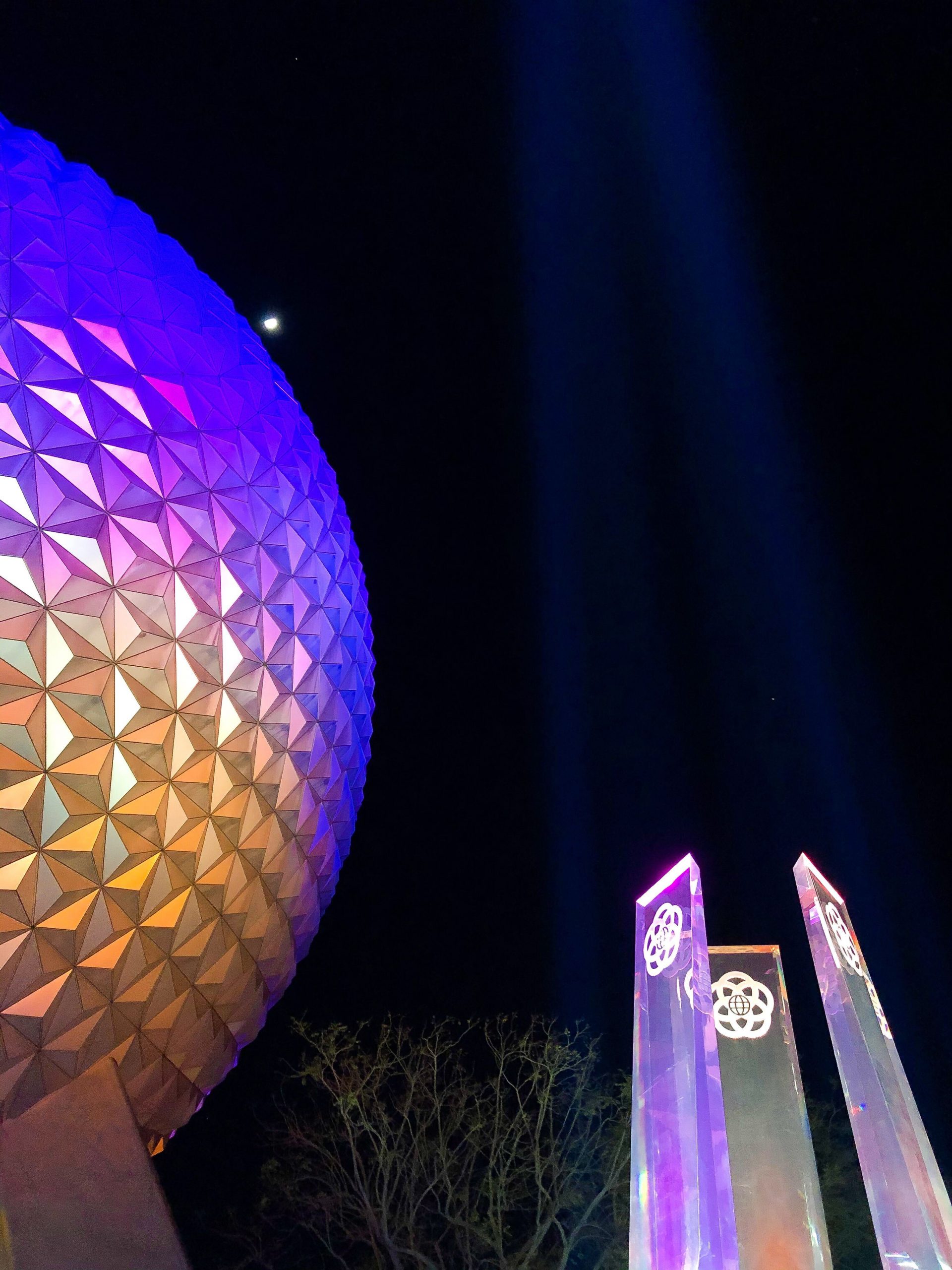 A Blast from the Past: EPCOT Fountain and Sculpture Returns Better Than ...