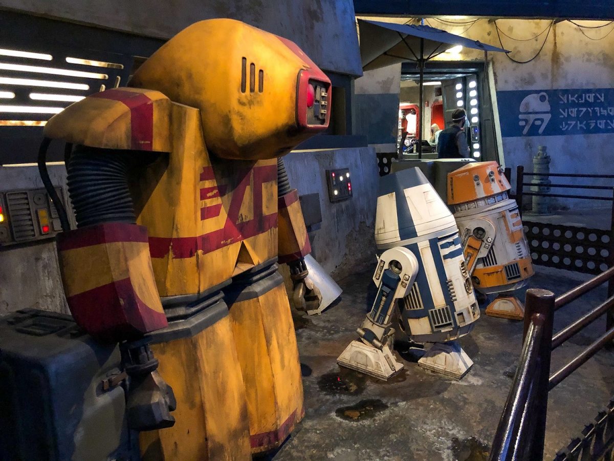 Can You Ship Your Custom-Made Droid Back Home? | TouringPlans.com Blog