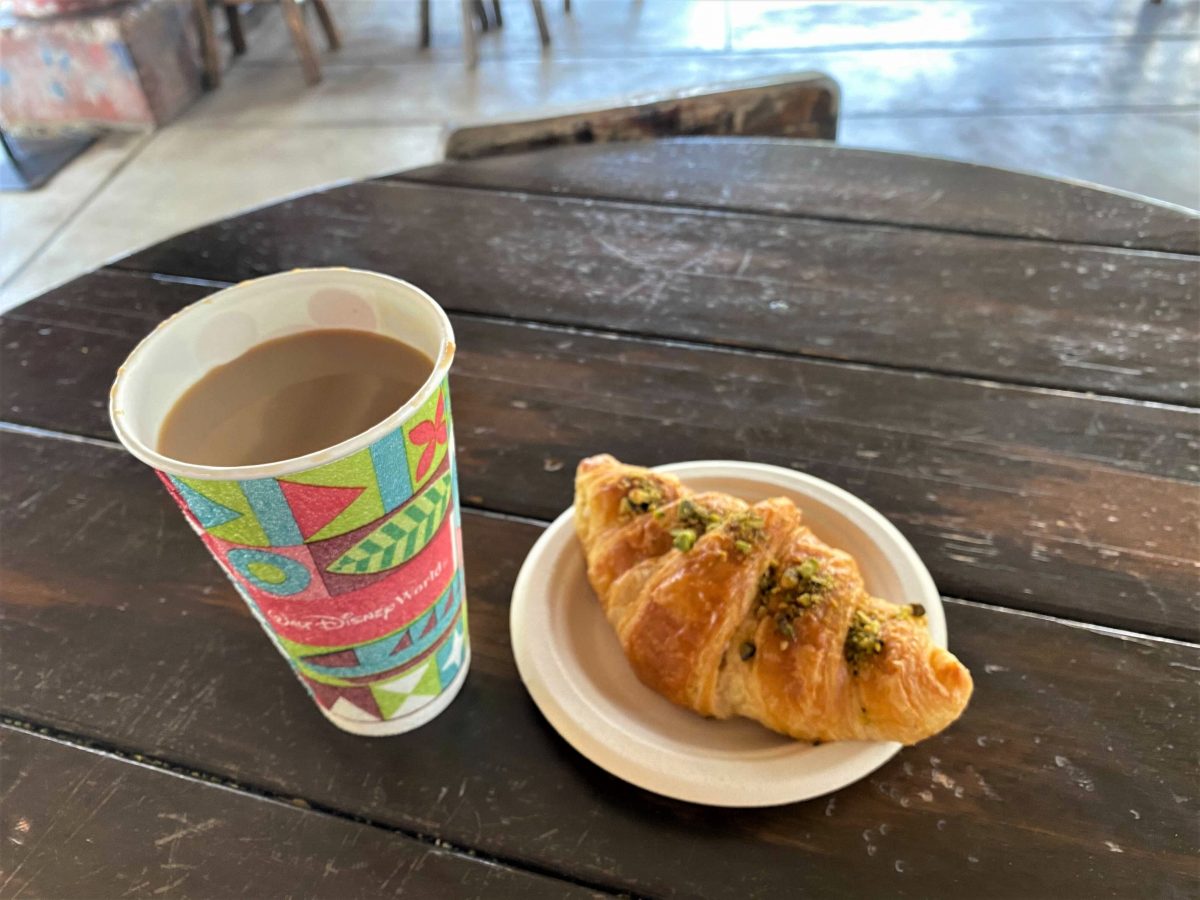 Our Two Favorite Places for a Quick Breakfast at Disney’s Animal ...