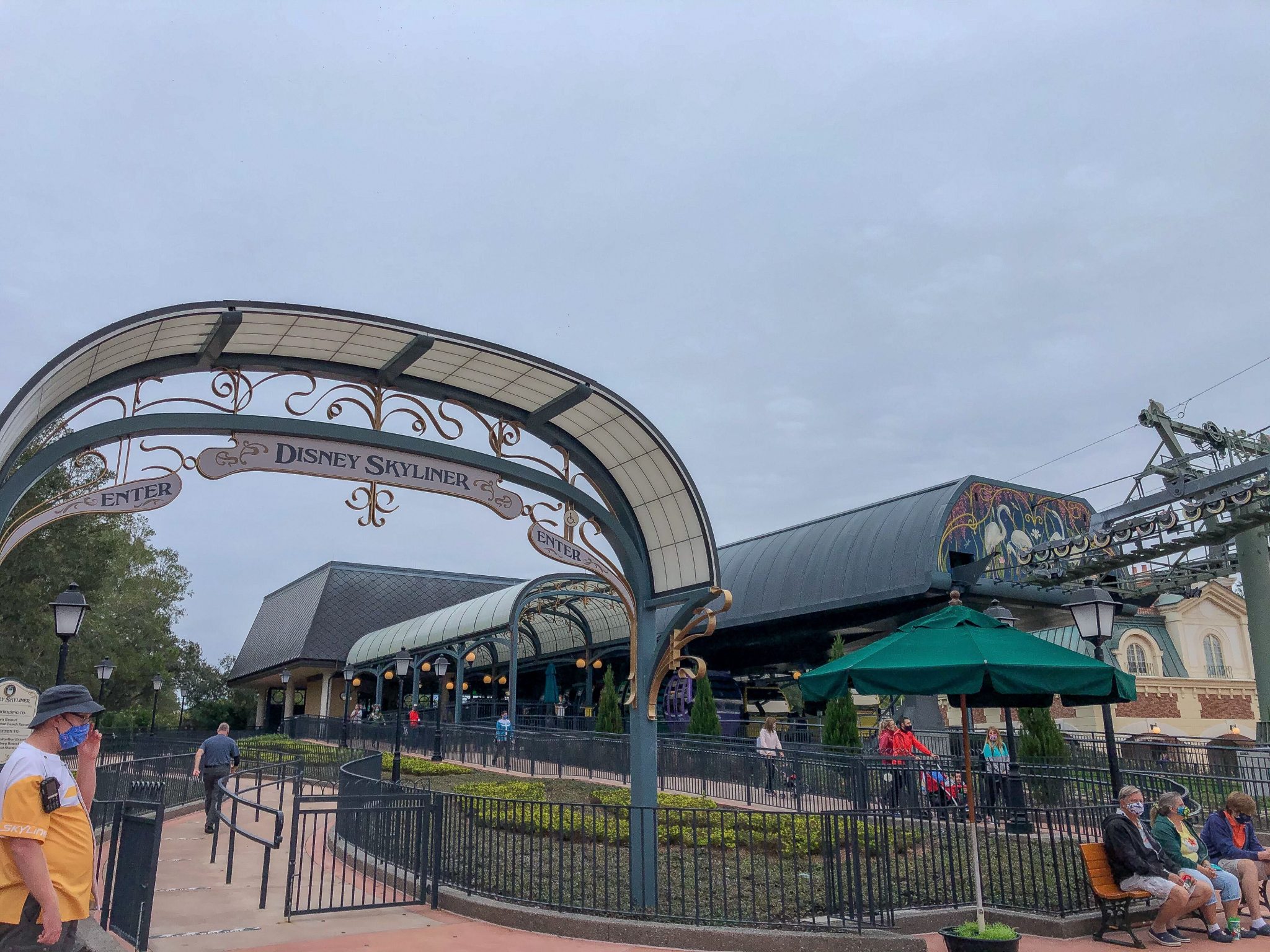 Here’s What We’ve Experienced With Disney’s New Park Hopping Process ...
