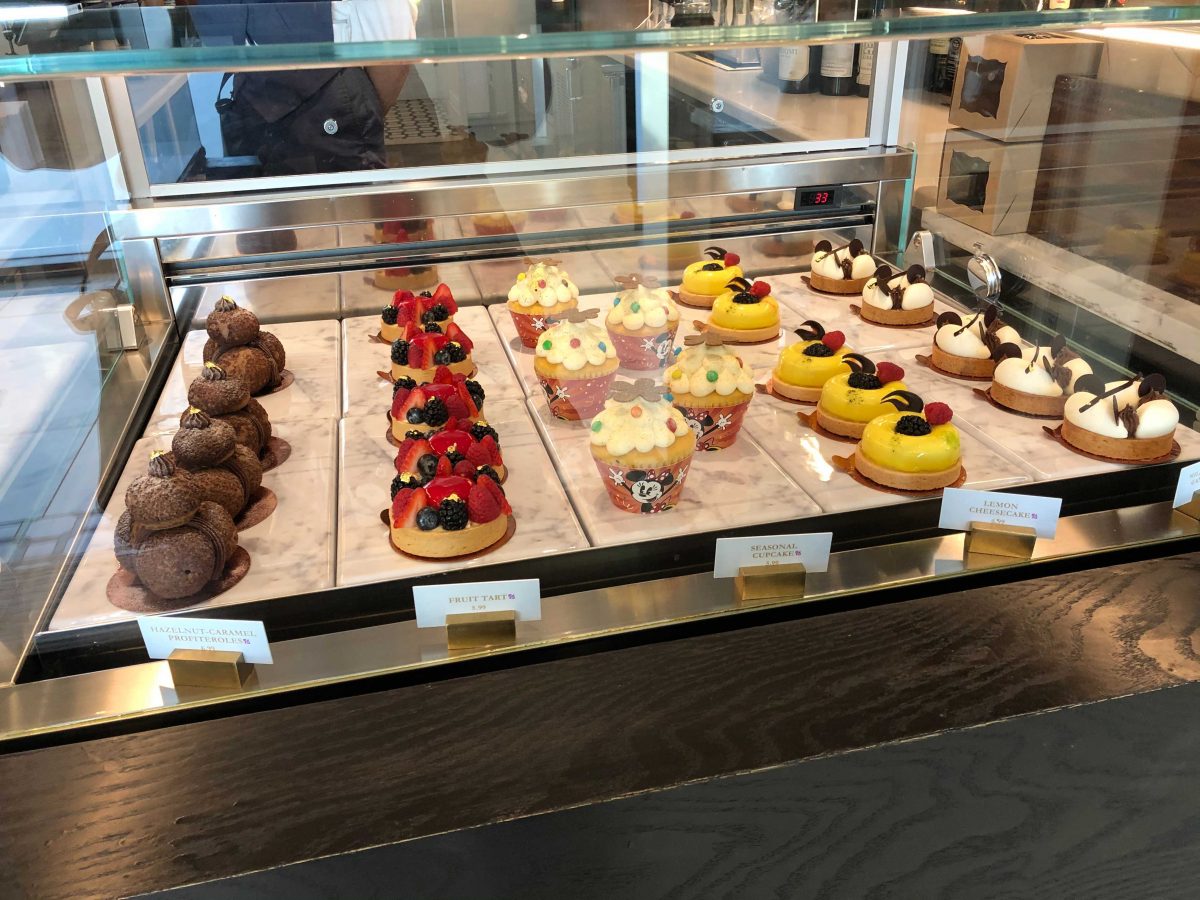 Hazelnut-Caramel Profiteroles at Le Petit Café Are Simply Divine ...