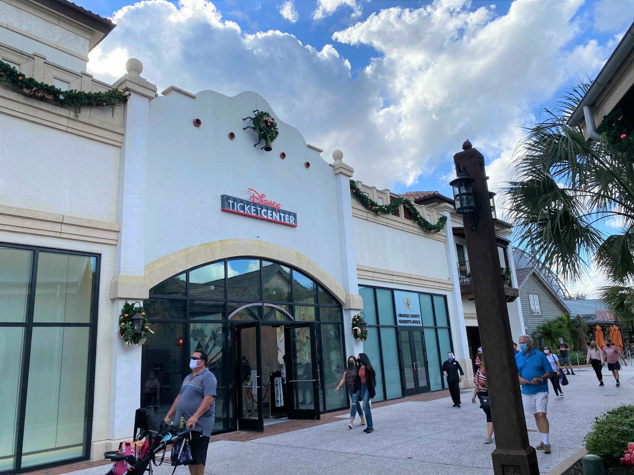 Where Can You Get Help with Walt Disney World Tickets Without Going to ...