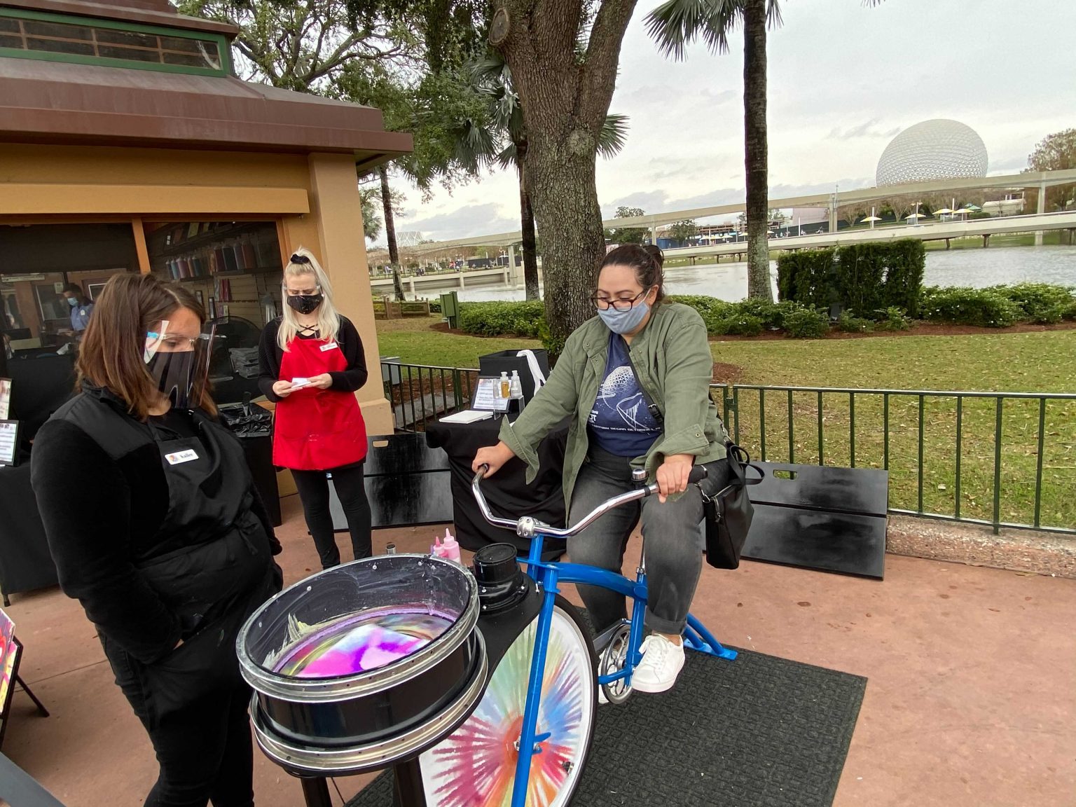 How to Make Your Own Art at EPCOT for $19 | TouringPlans.com Blog