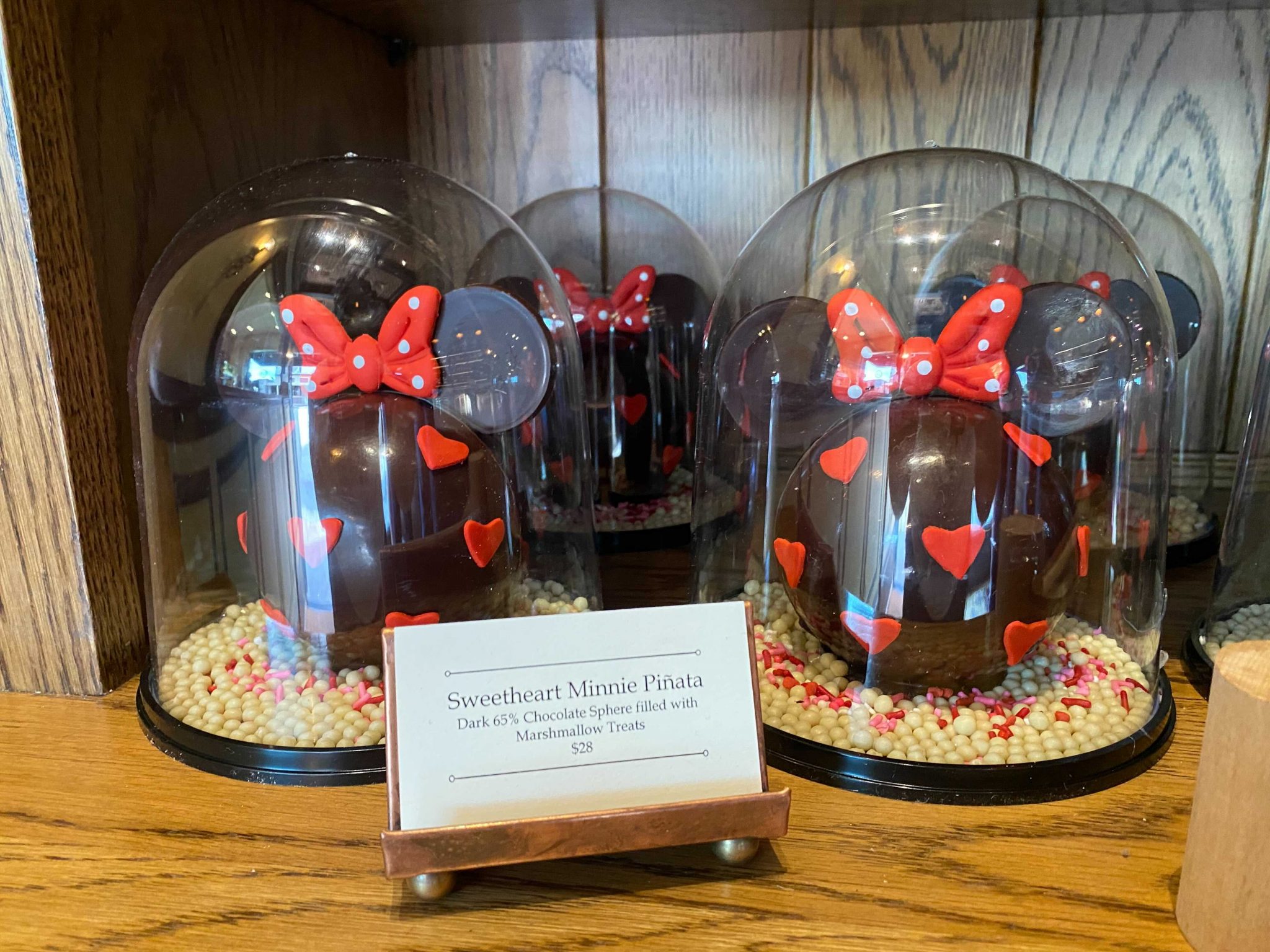 The Sweetheart Minnie Mouse Chocolate Piñata Has Returned for Valentine ...