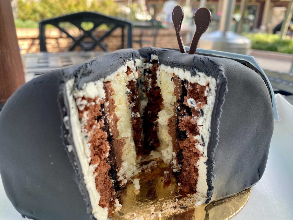 Is the WandaVision Cake at Amorette’s Patisserie Worth the Money ...