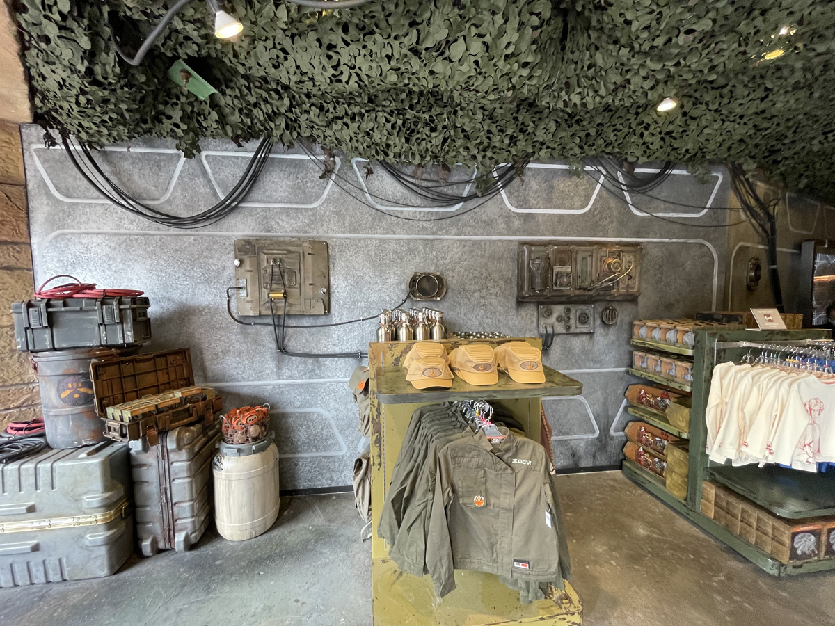 PHOTOS – Star Wars Trading Post Shop Opens In Downtown Disney’s Former ...