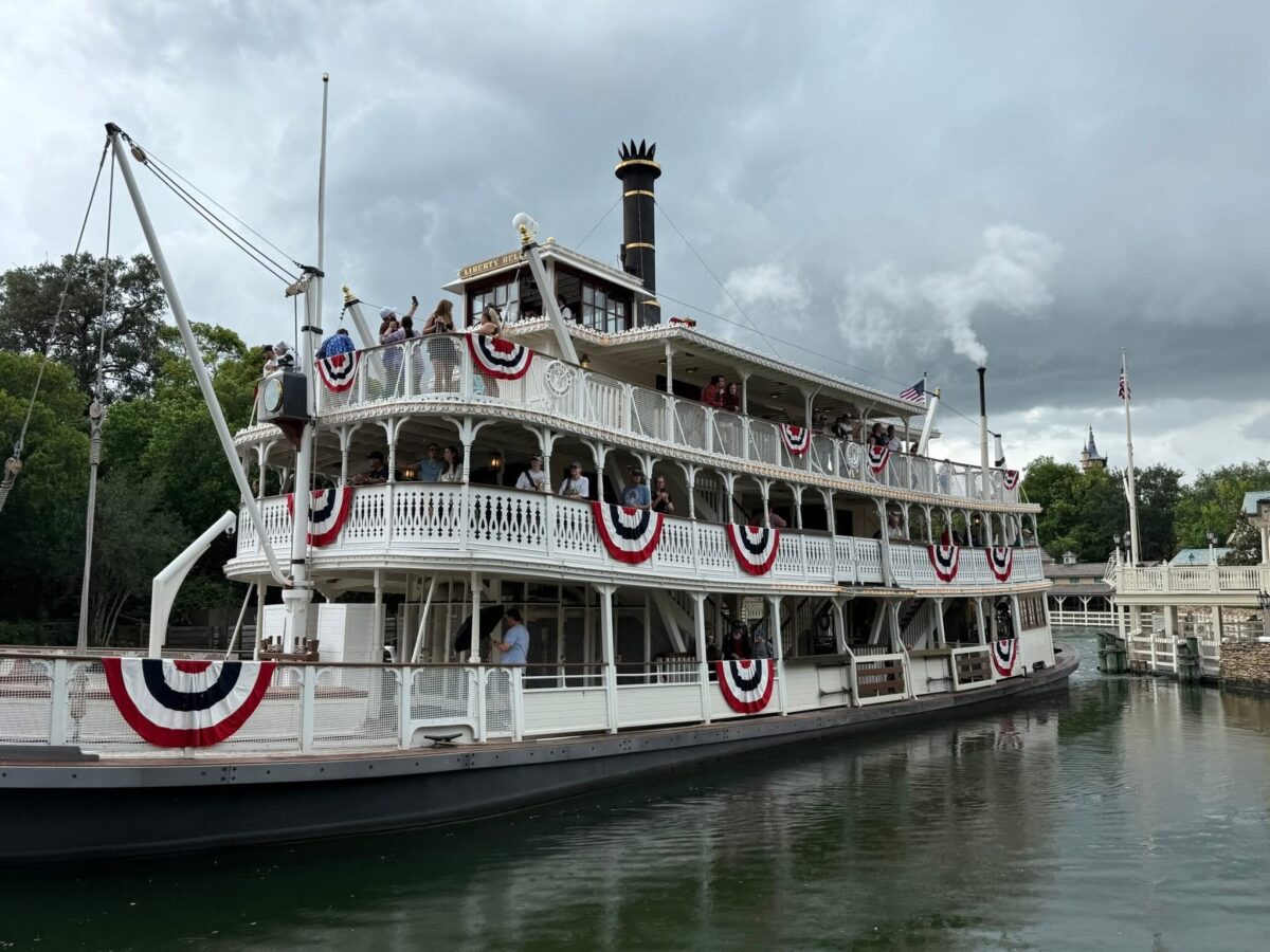 Theme Park Enjoyment Index for JULY 2025 (Starlight Parade, Tom Sawyer ...