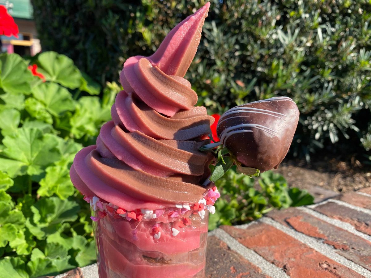 REVIEW – Another NEW Flavor of Dole Whip Debuts at Disney Springs ...