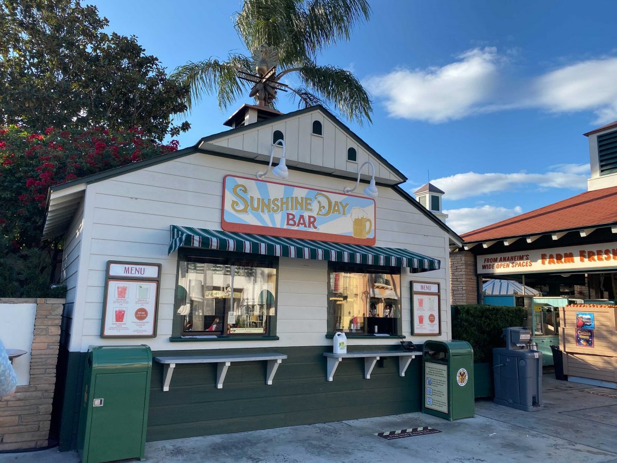 REVIEW – Don’t Overlook Sunshine Days Bar at Disney’s Hollywood Studios ...