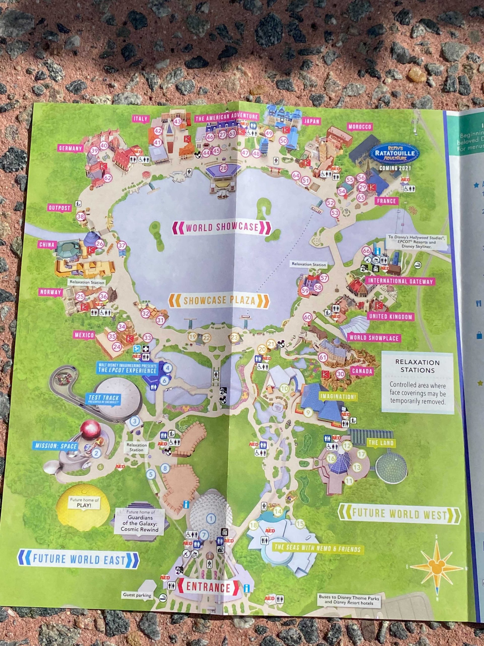 EPCOT Sights Heading into the Weekend: Topiaries, Soul Exhibit, Maps ...
