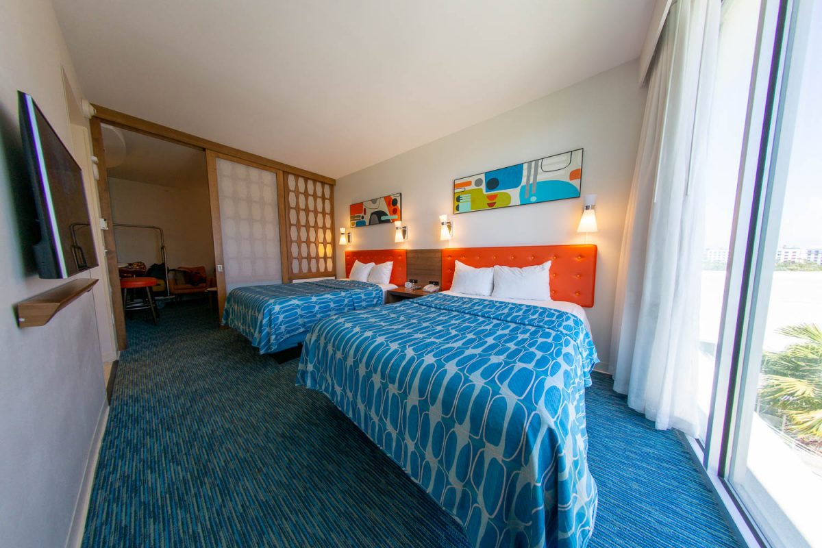 SATURDAY SIX: 6 Reasons We Love Universal’s CABANA BAY BEACH RESORT ...