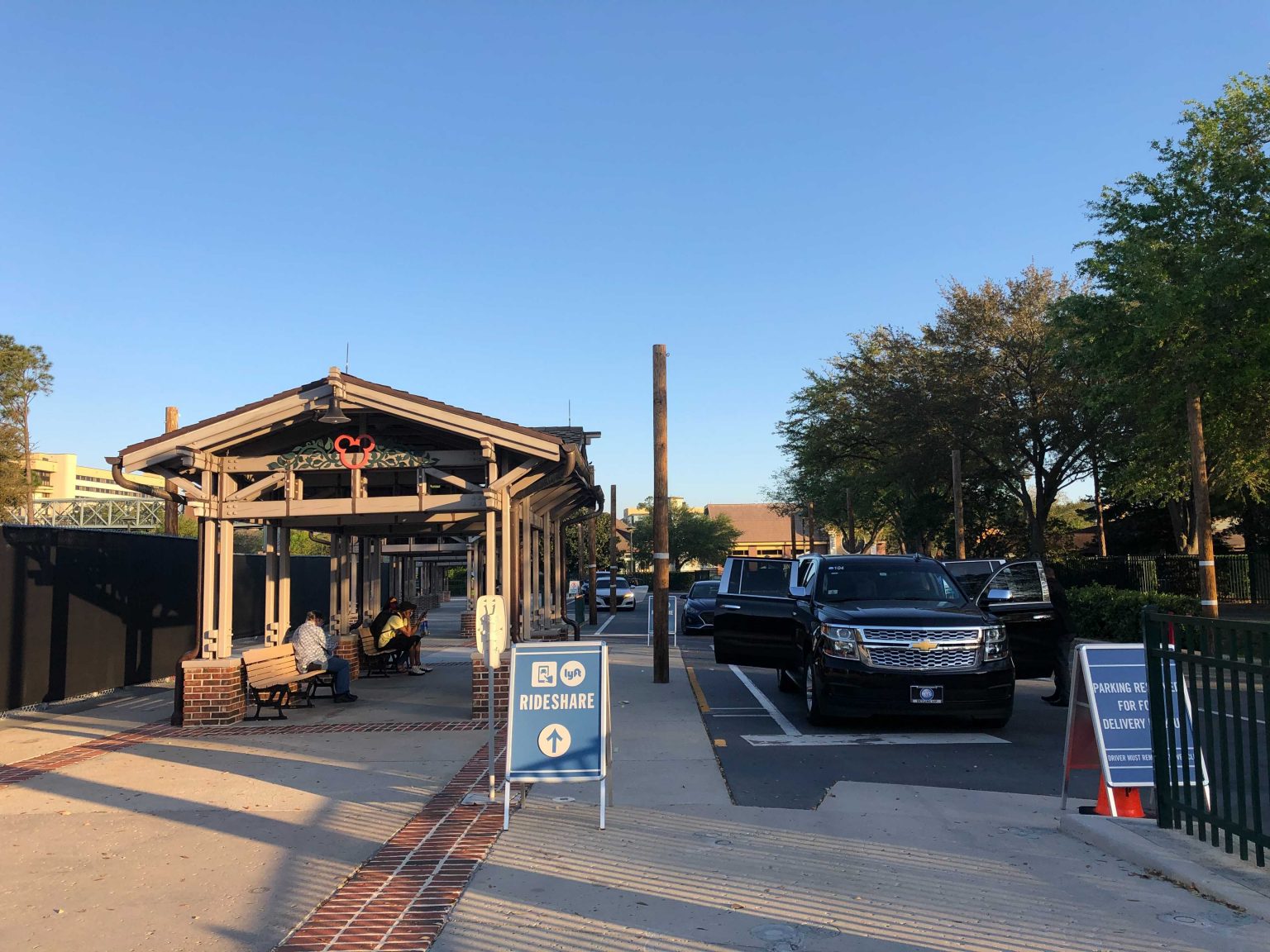 Where Are the Ride Share Pick-Up and Drop-Off Locations at Walt Disney ...