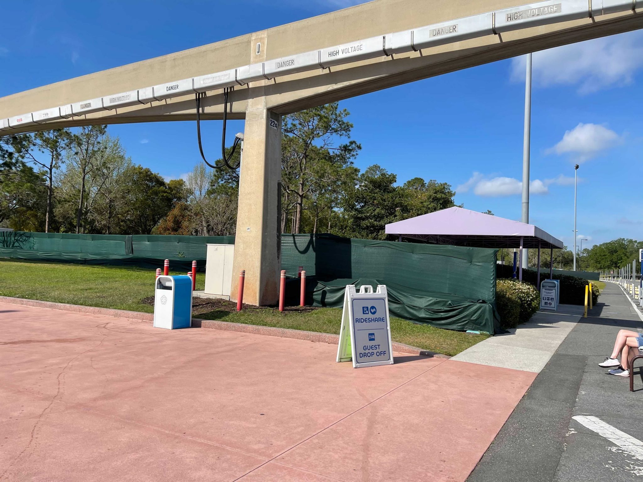 Where Are the Ride Share Pick-Up and Drop-Off Locations at Walt Disney ...