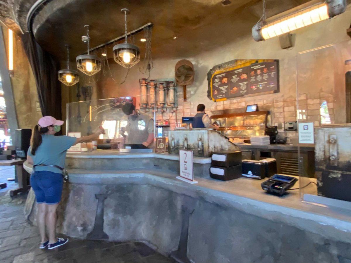 REVIEW – Ronto Roasters Continues to Be a Galactic Hit | TouringPlans ...