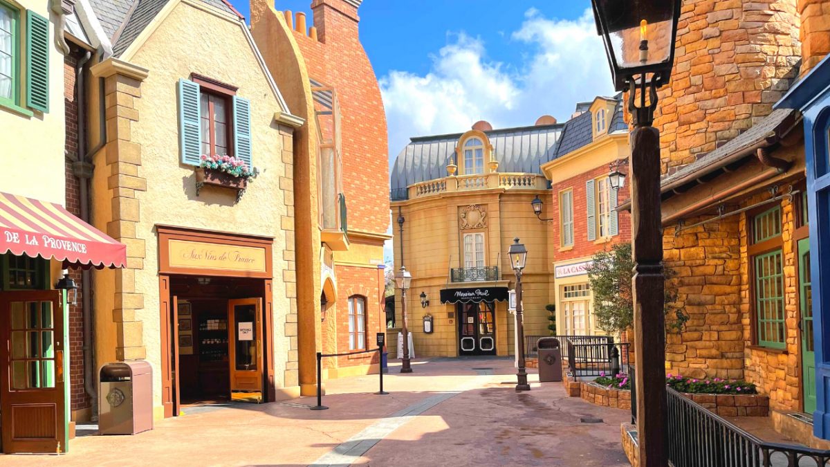 12 More Wish You Were Here Zoom Backgrounds | TouringPlans.com Blog