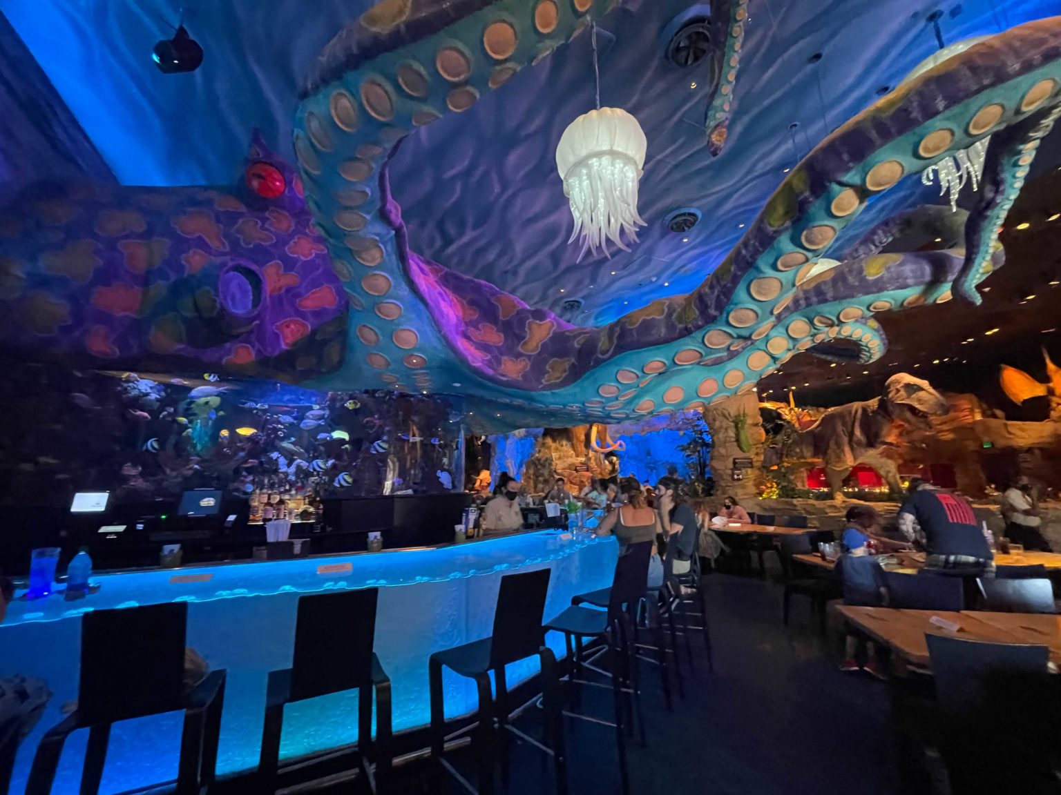 T-Rex Restaurant: A Meal 200 Million Years in the Making | TouringPlans ...
