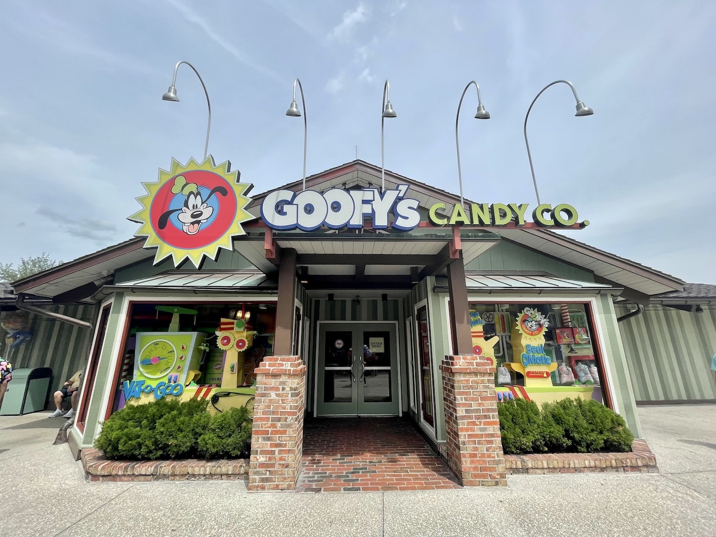 Goofy’s Candy Company Is a Sweet Spot in Disney Springs | TouringPlans ...