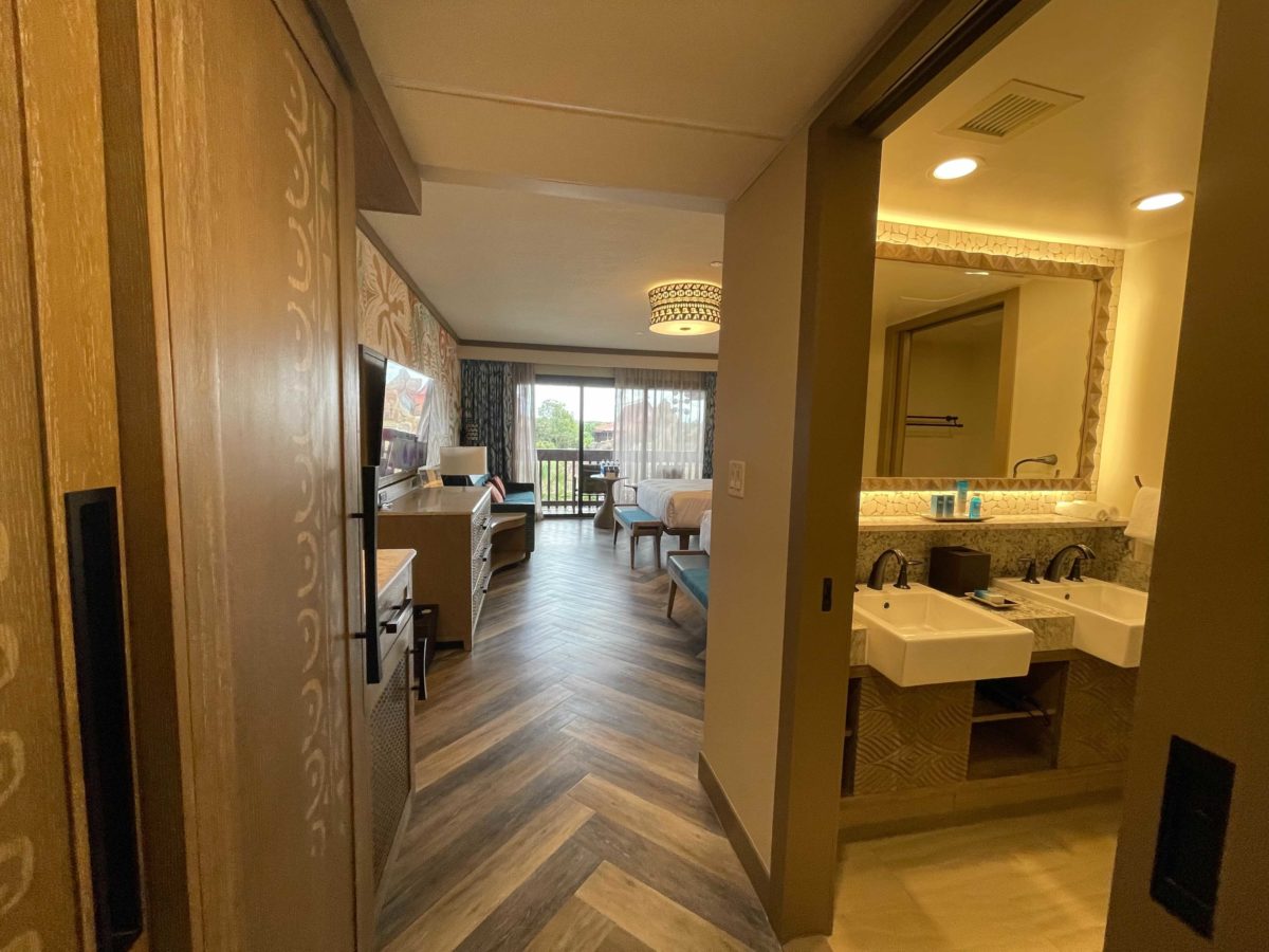 FIRST LOOK: The Beautiful Moana Rooms at Disney’s Polynesian Resort ...