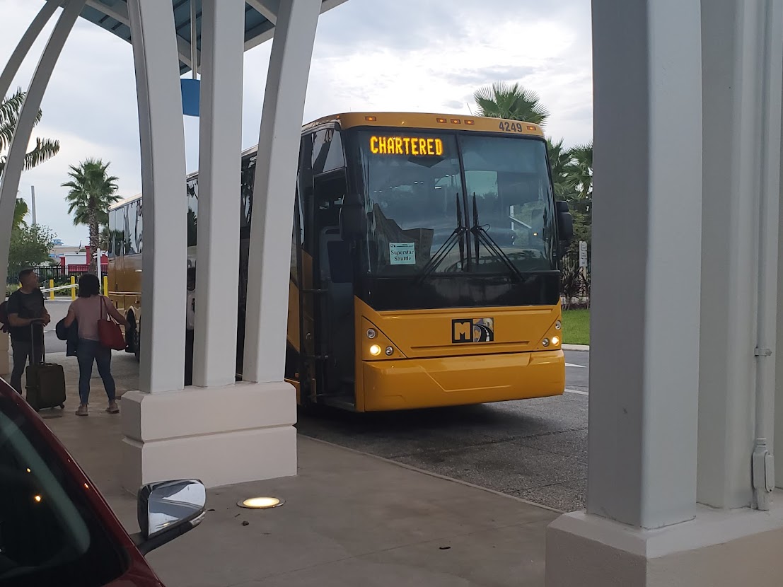 Airport Transportation Options To/From Universal Orlando | TouringPlans ...