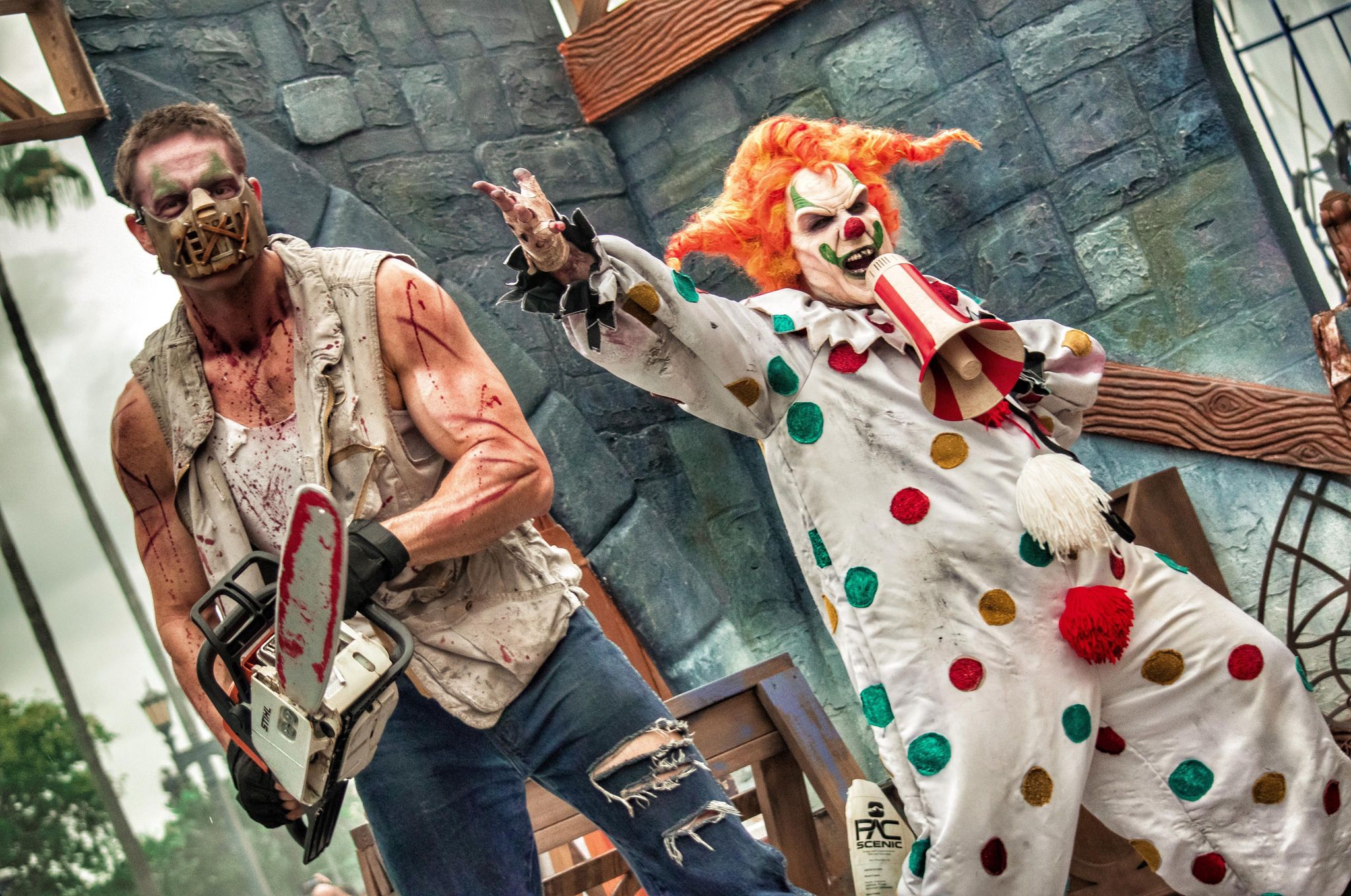 SATURDAY SIX Presents: Artists Inspired by Universal’s HALLOWEEN HORROR ...
