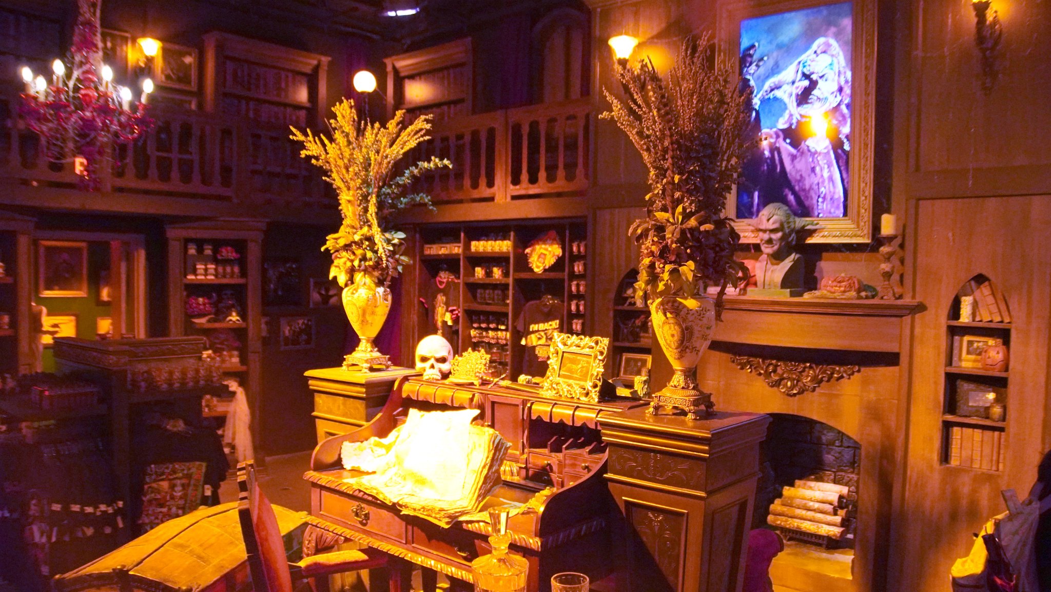 The SATURDAY SIX Takes a Spooky Stroll Through Universal’s HHN 2021 ...