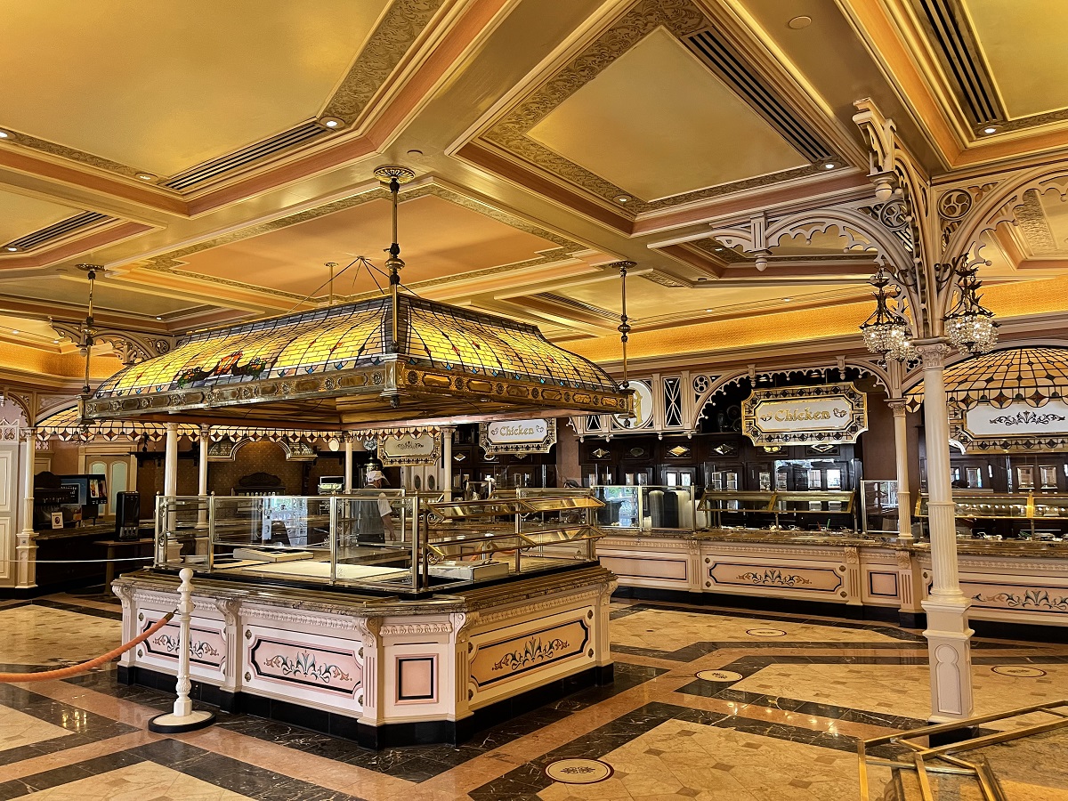 Fried Chicken Paradise, Disneyland Plaza Inn Review | TouringPlans.com Blog