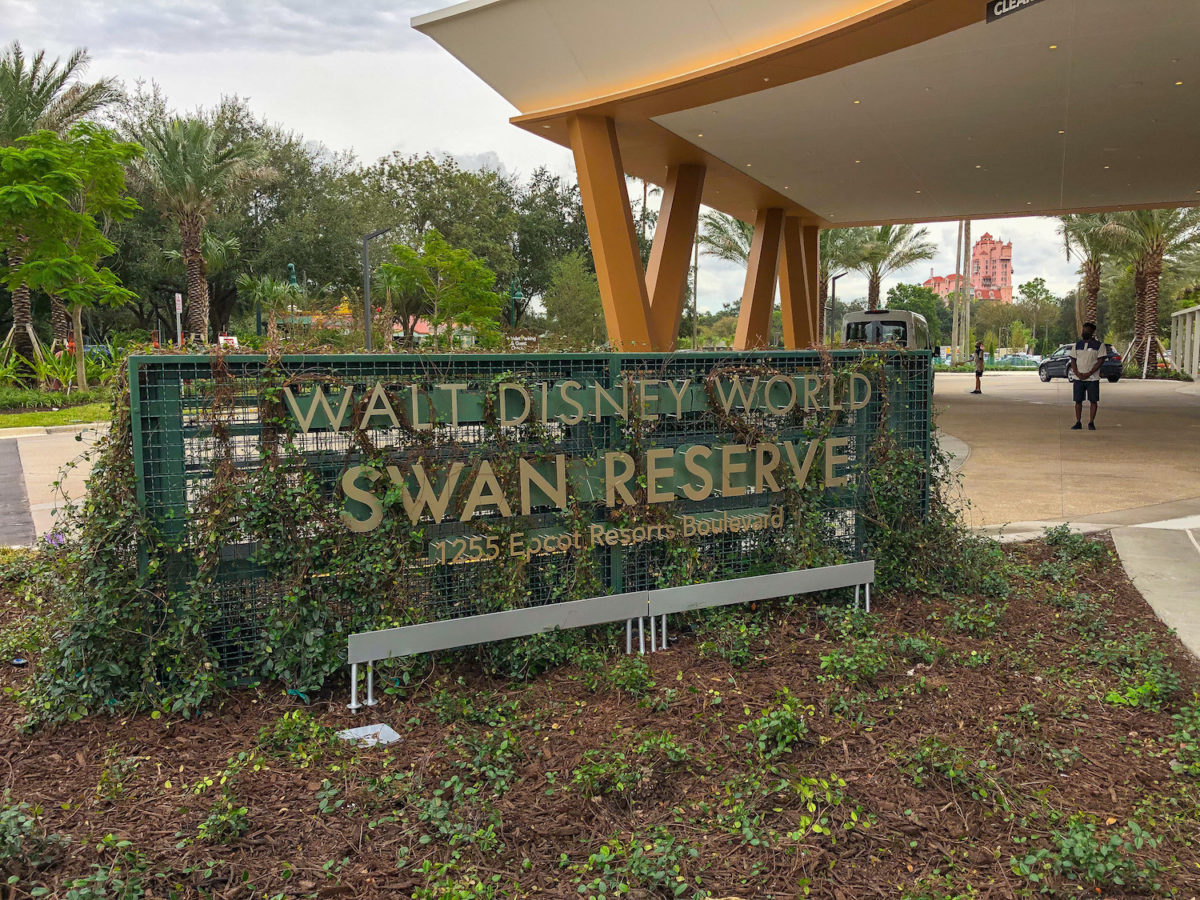 Swan Reserve: A Peaceful Getaway in the Heart of it All | TouringPlans ...