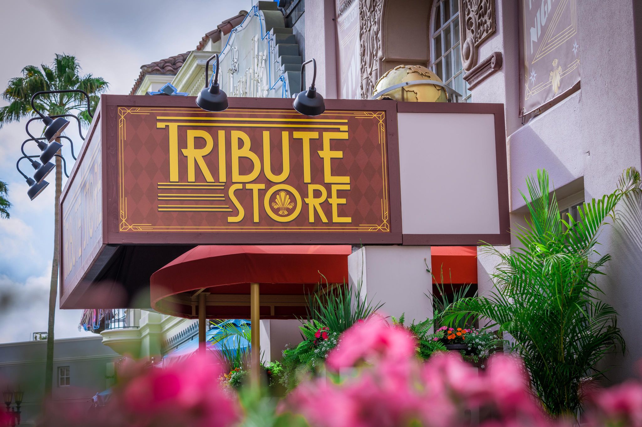 The SATURDAY SIX Looks at Universal’s Mardi Gras 2023 Tribute Store | TouringPlans.com Blog