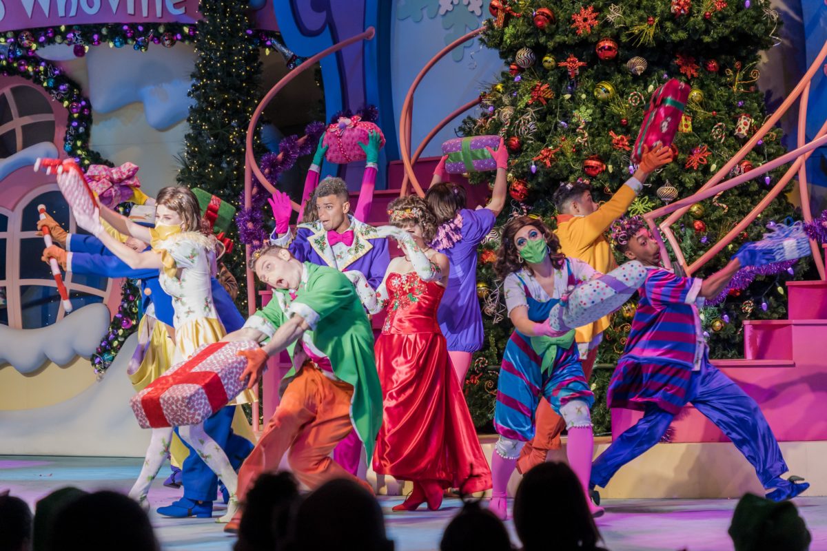 Getting to Know Universal – Grinchmas Wholiday Spectacular ...