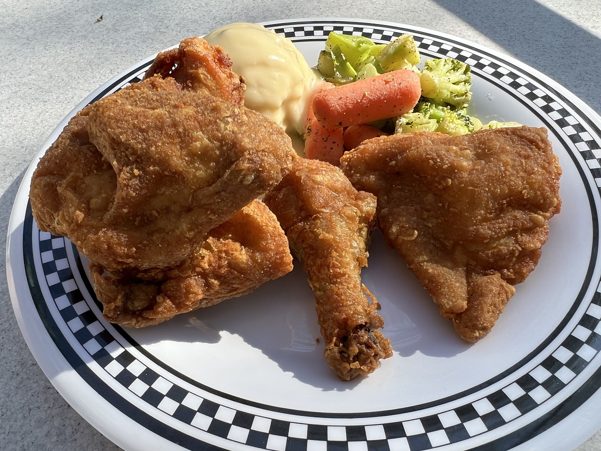 Cars Land Flo’s V8 Cafe Review | TouringPlans.com Blog