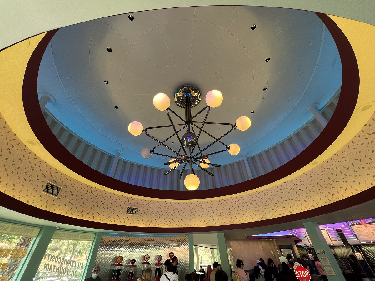 Cars Land Flo’s V8 Cafe Review | TouringPlans.com Blog