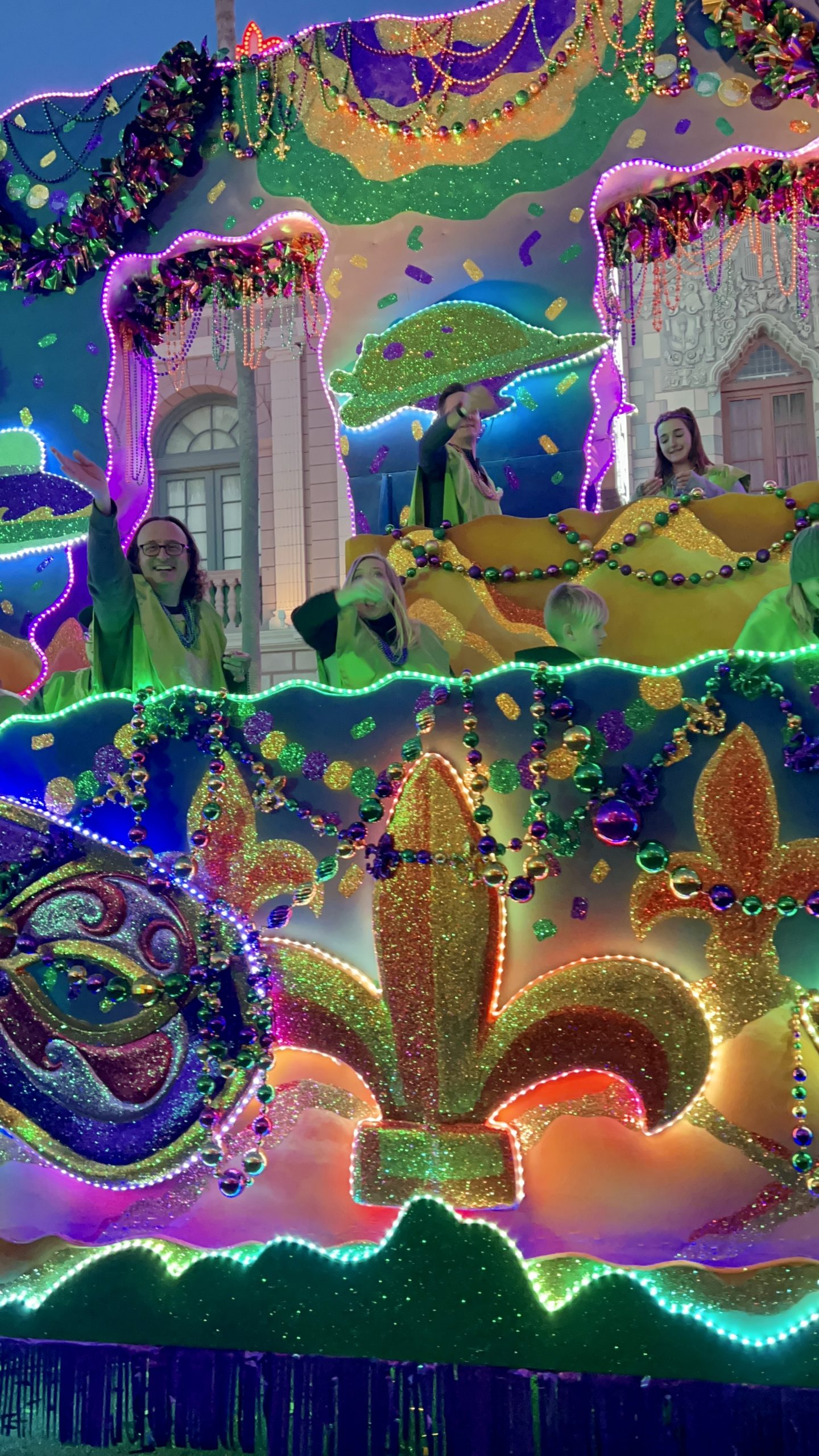 Why Disney Fans Will Love Universal Orlando’s Mardi Gras | TouringPlans ...