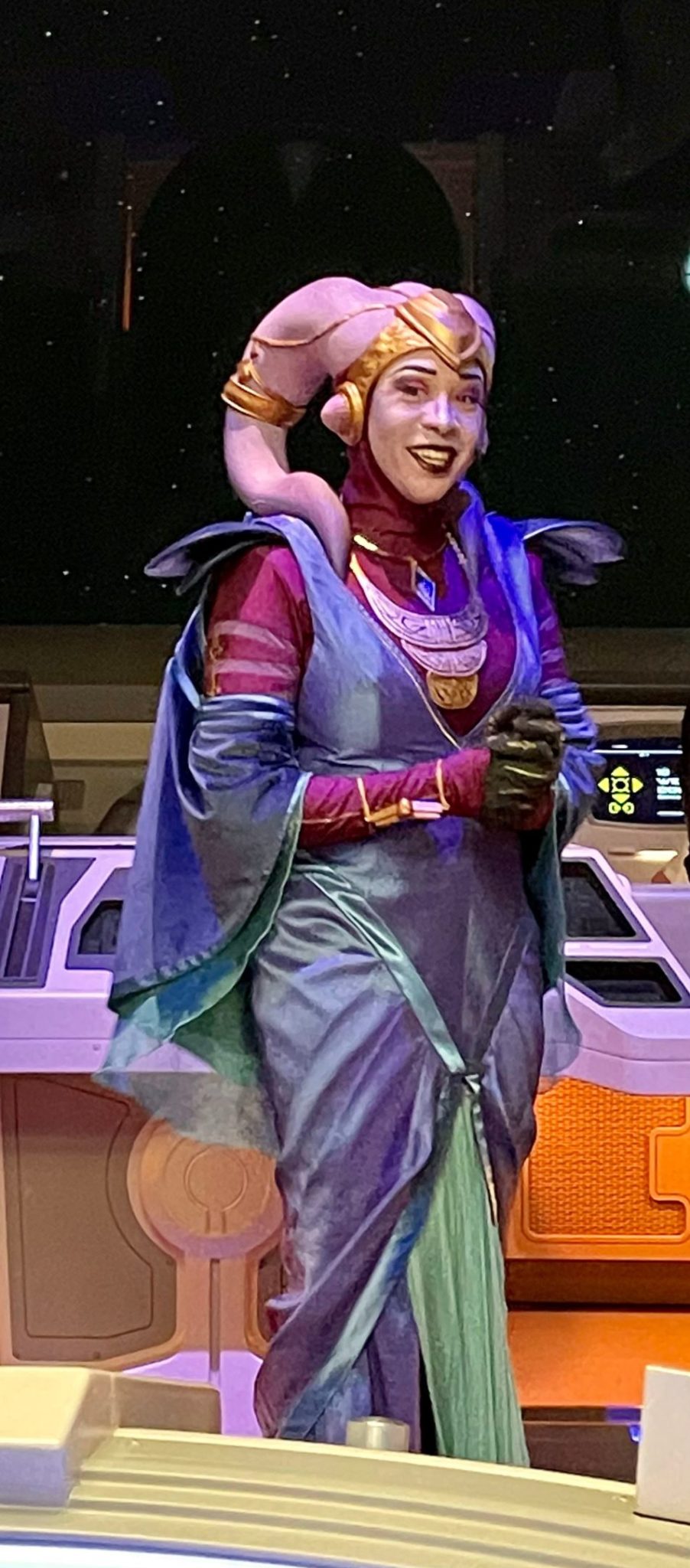 Dining Aboard the Star Wars: Galactic Starcruiser | TouringPlans.com Blog