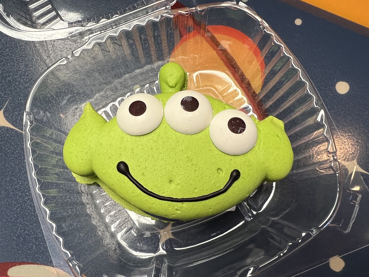 Disneyland Alien Pizza Planet Review | TouringPlans.com Blog