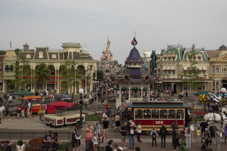 Disneyland Paris Tips and Observations From a First Time Visitor ...