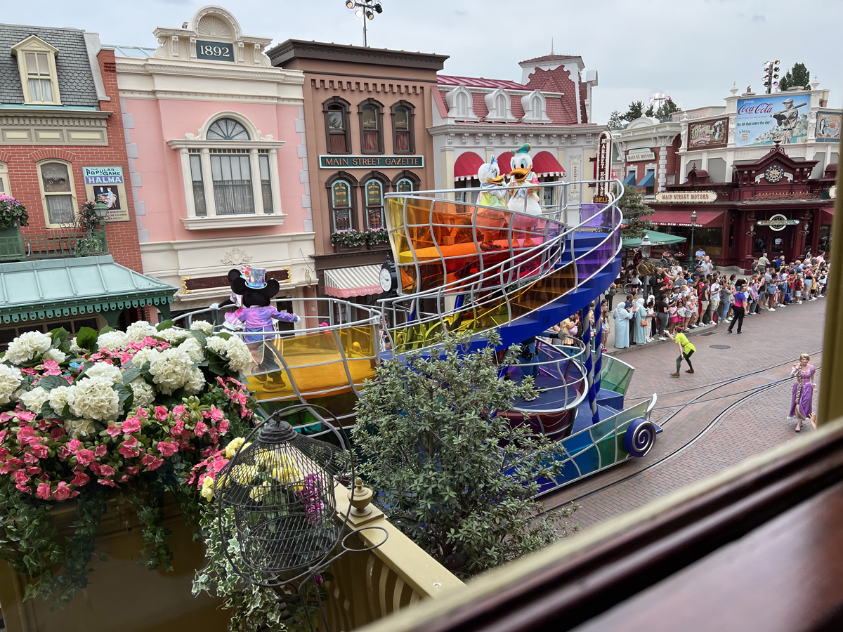 Disneyland Paris Tips and Observations From a First Time Visitor ...