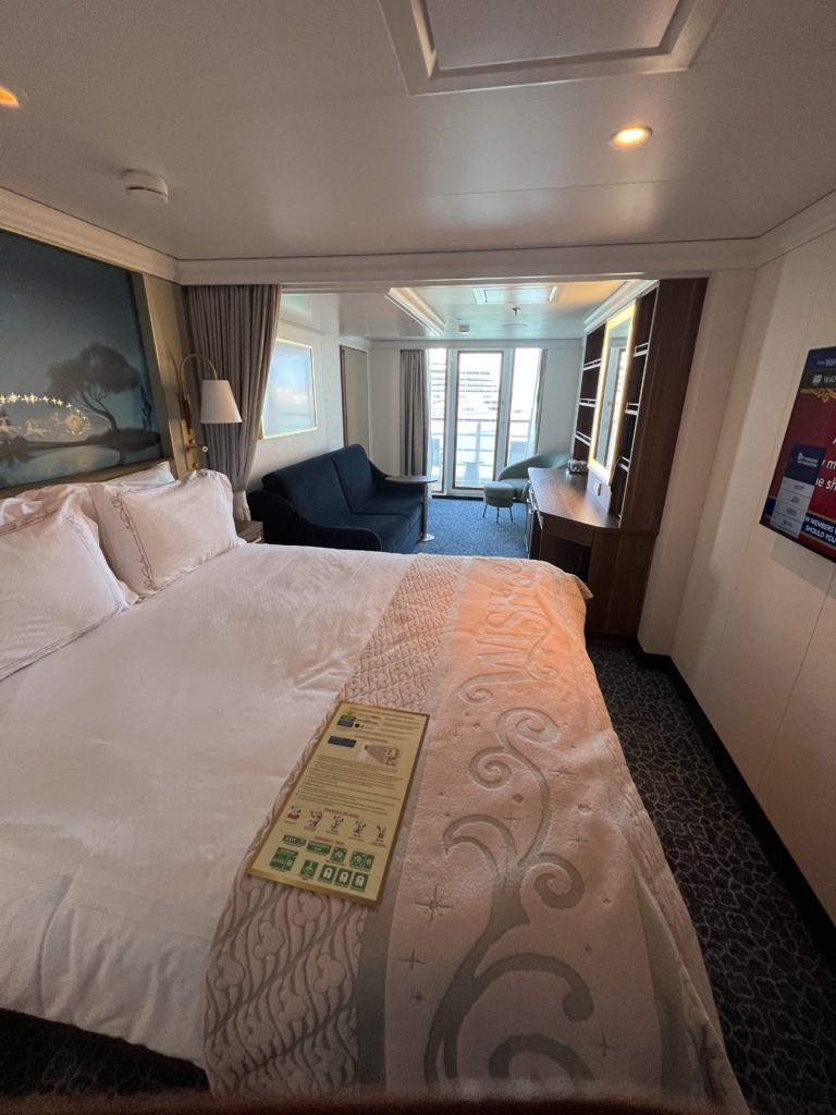 PHOTOS: Disney Wish Stateroom Tour | TouringPlans.com Blog