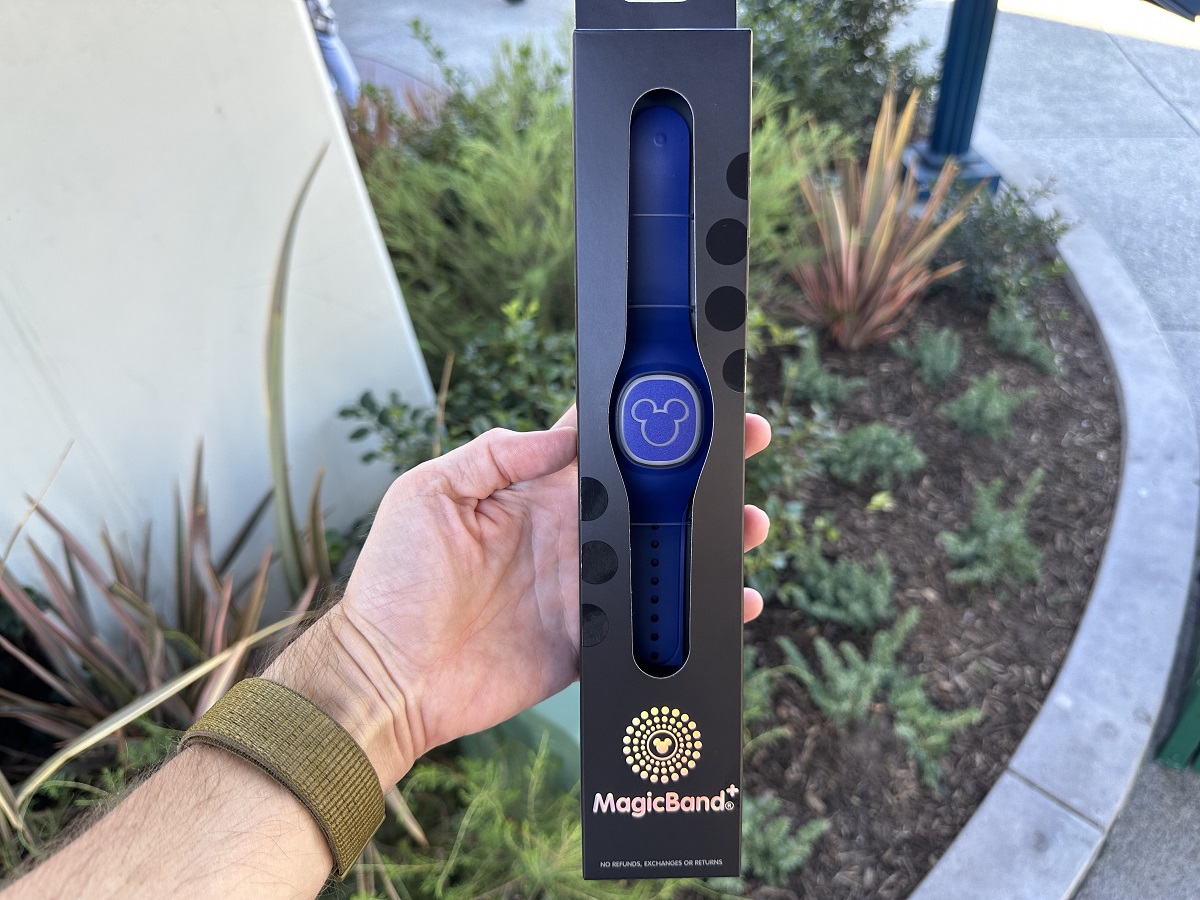 How to Use MagicBand+ at Disneyland | TouringPlans.com Blog