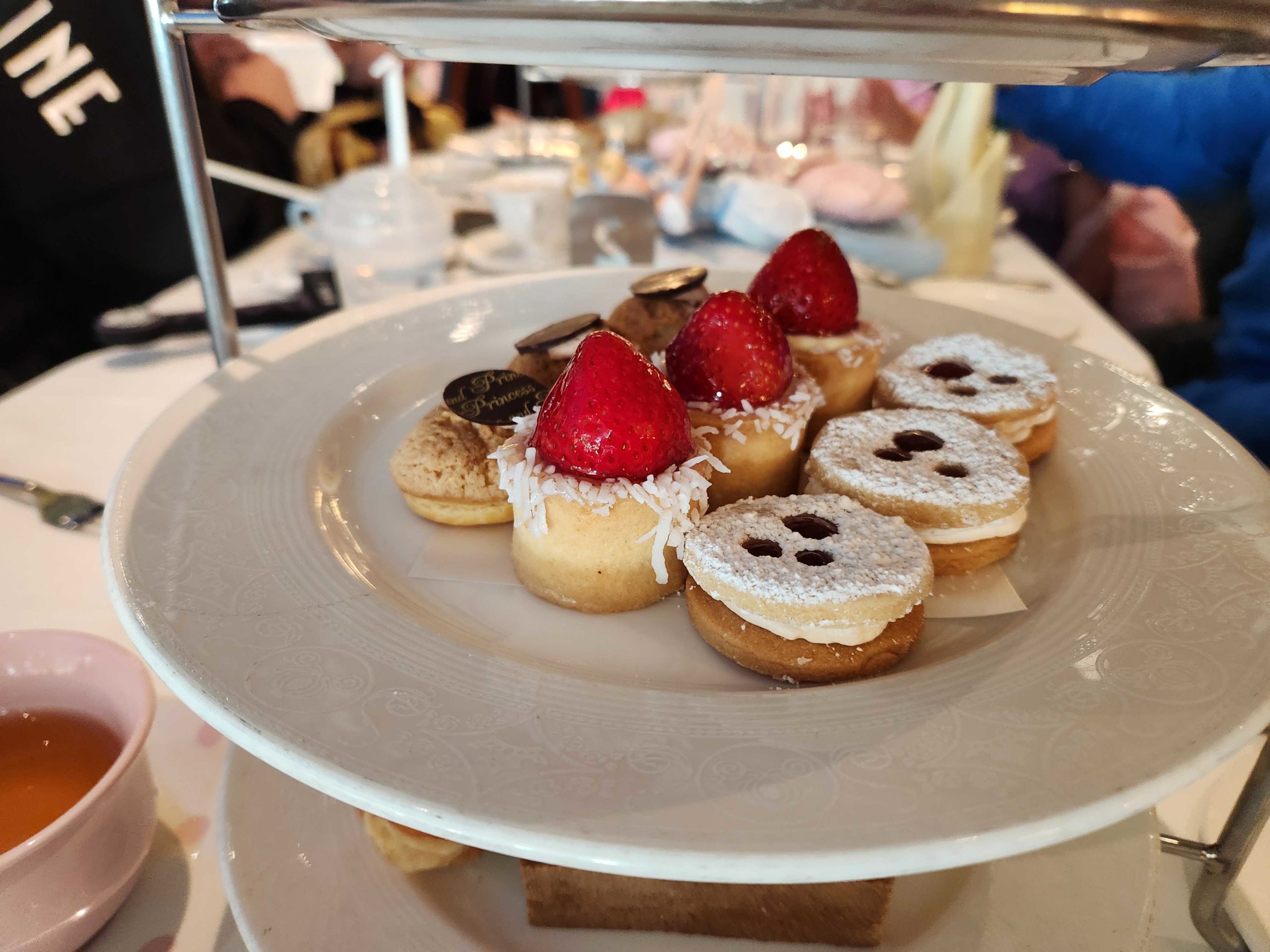 Royal Court Royal Tea Review: An Expensive Disappointment ...