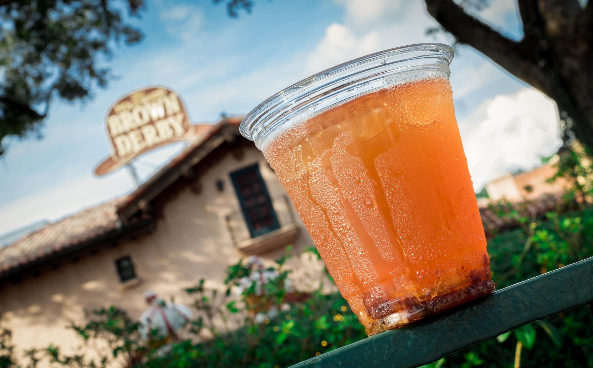 25 Drinks of Christmas – Day 21: OLD FASHIONED at Hollywood Brown Derby ...