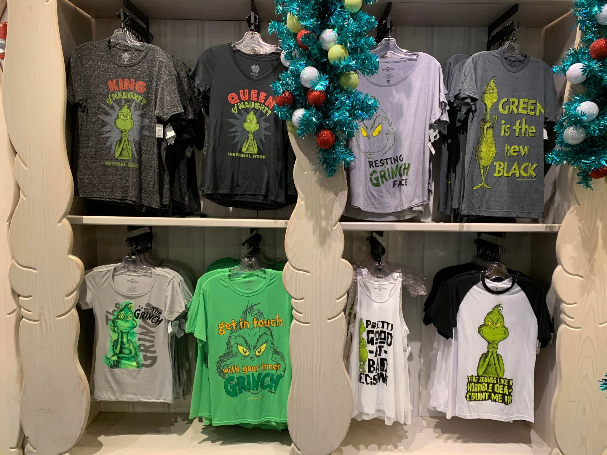 SATURDAY SIX: 6 Reasons We Love GRINCHMAS In Seuss Landing ...