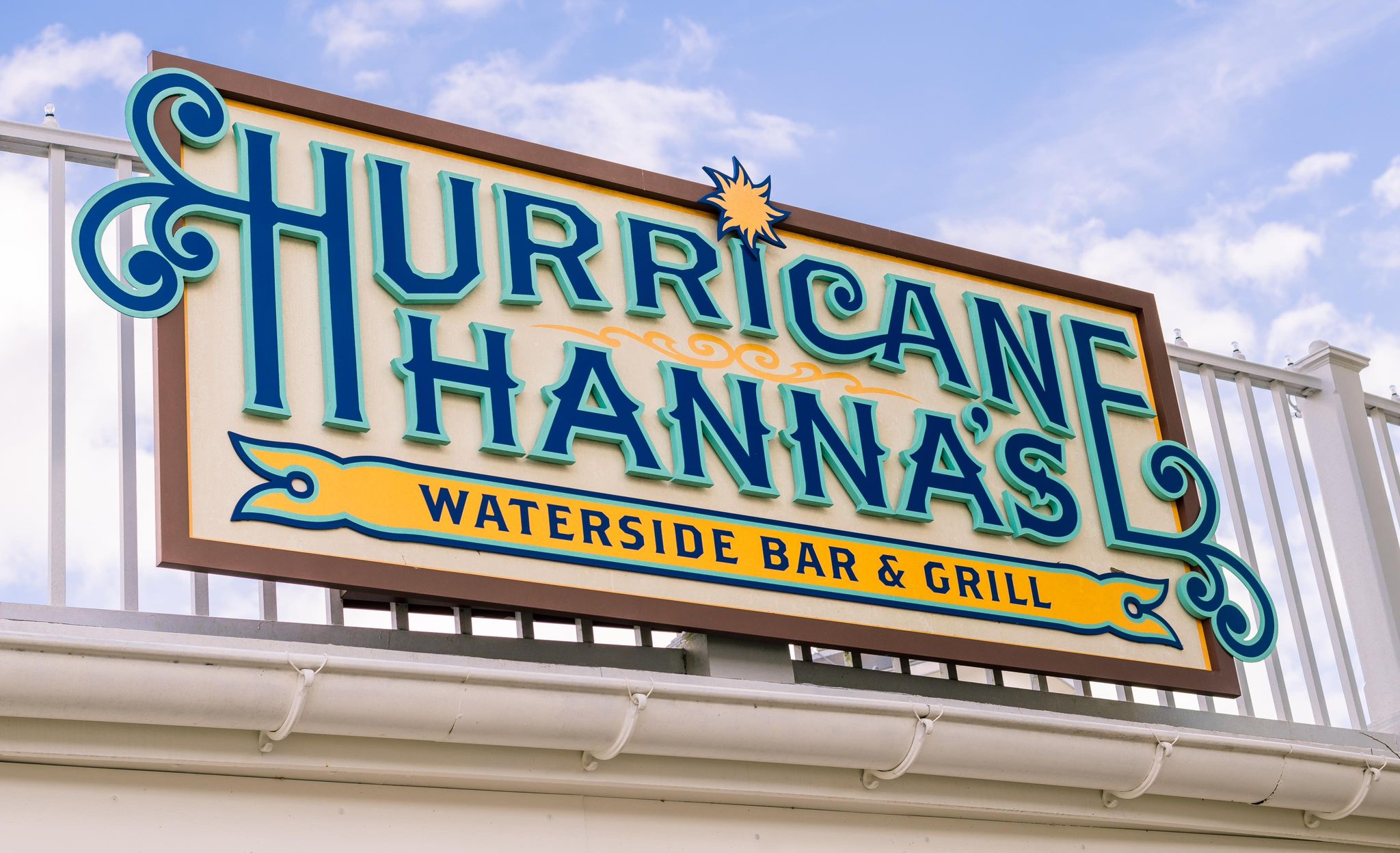 25 Drinks of Christmas – Day 8: CATEGORY 5 at Hurricane Hanna’s ...