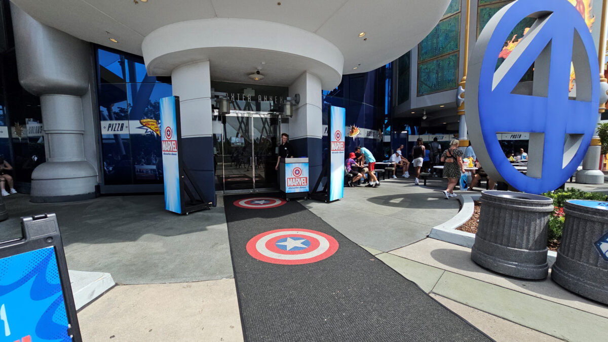 Getting to Know Universal – The Marvel Character Dinner at Islands of ...