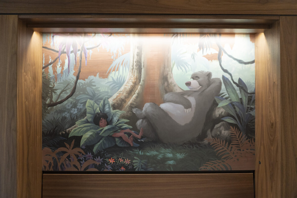 The Villas at Disneyland Hotel Duo Studio Review | TouringPlans.com Blog